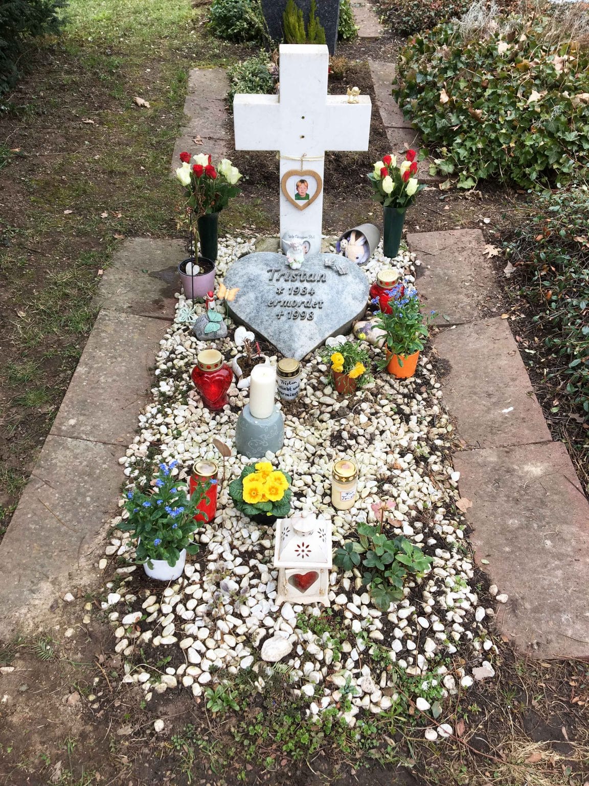 Tristan's Grave: The rest period has expired - Murder of Tristan